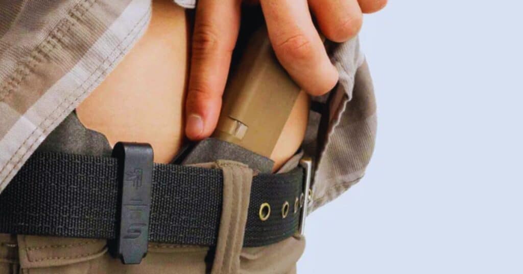 How to Wear a Holster – Guide by Type, Fit & Carry Style